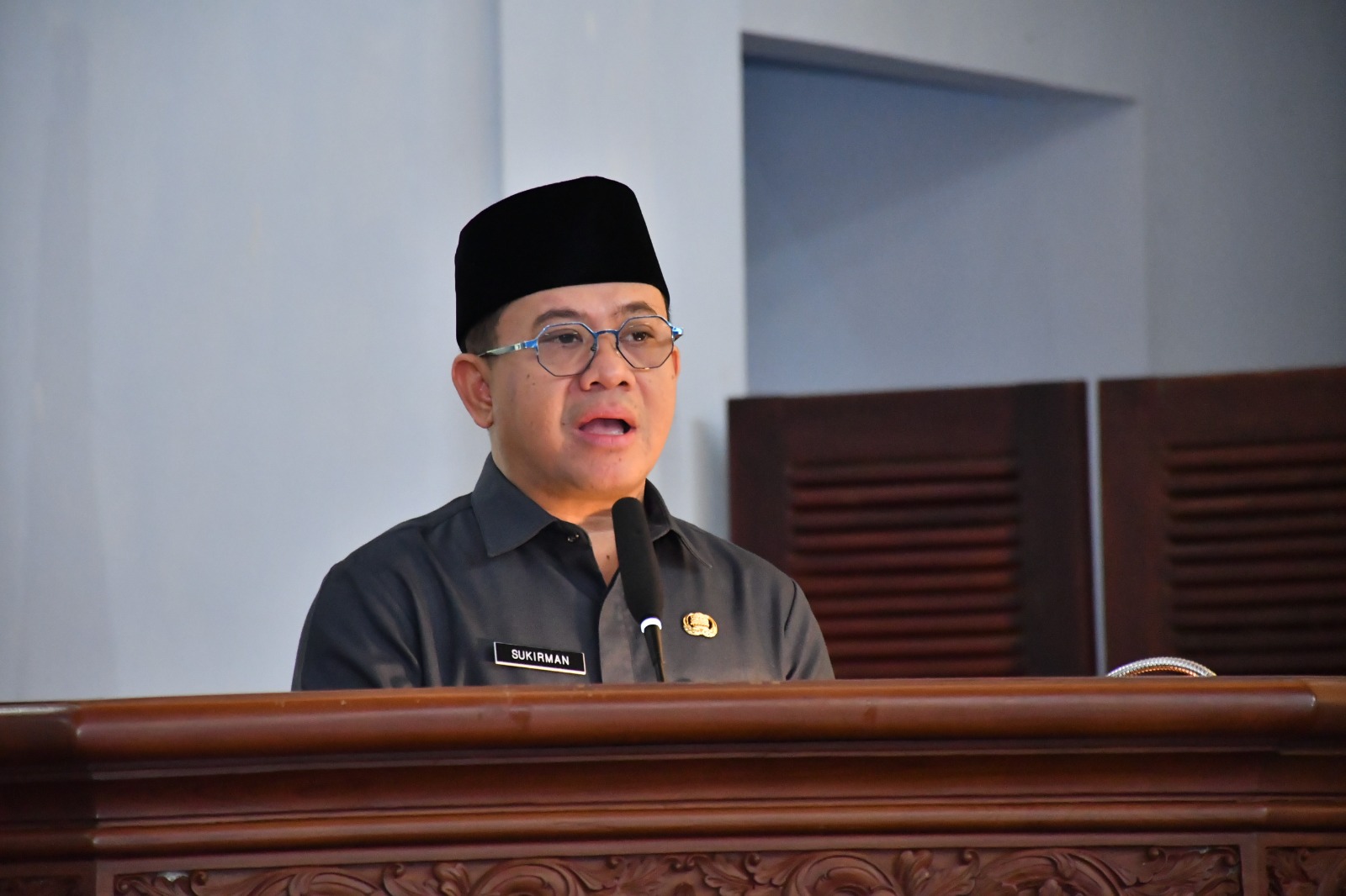 Wakil Bupati Sukirman Sampaikan Jawaban Terhadap Pandangan Umum Fraksi-Fraksi DPRD Kab. Pekalongan