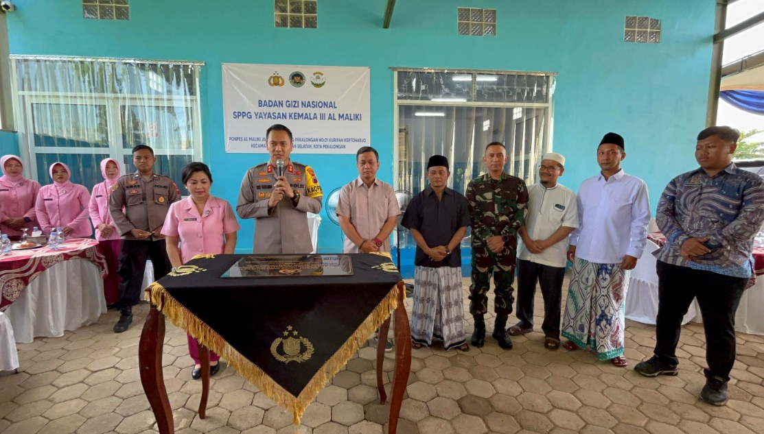 Polres Pekalongan Kota Resmikan SPPG di Ponpes Al Maliki, Wujud Sinergi ...