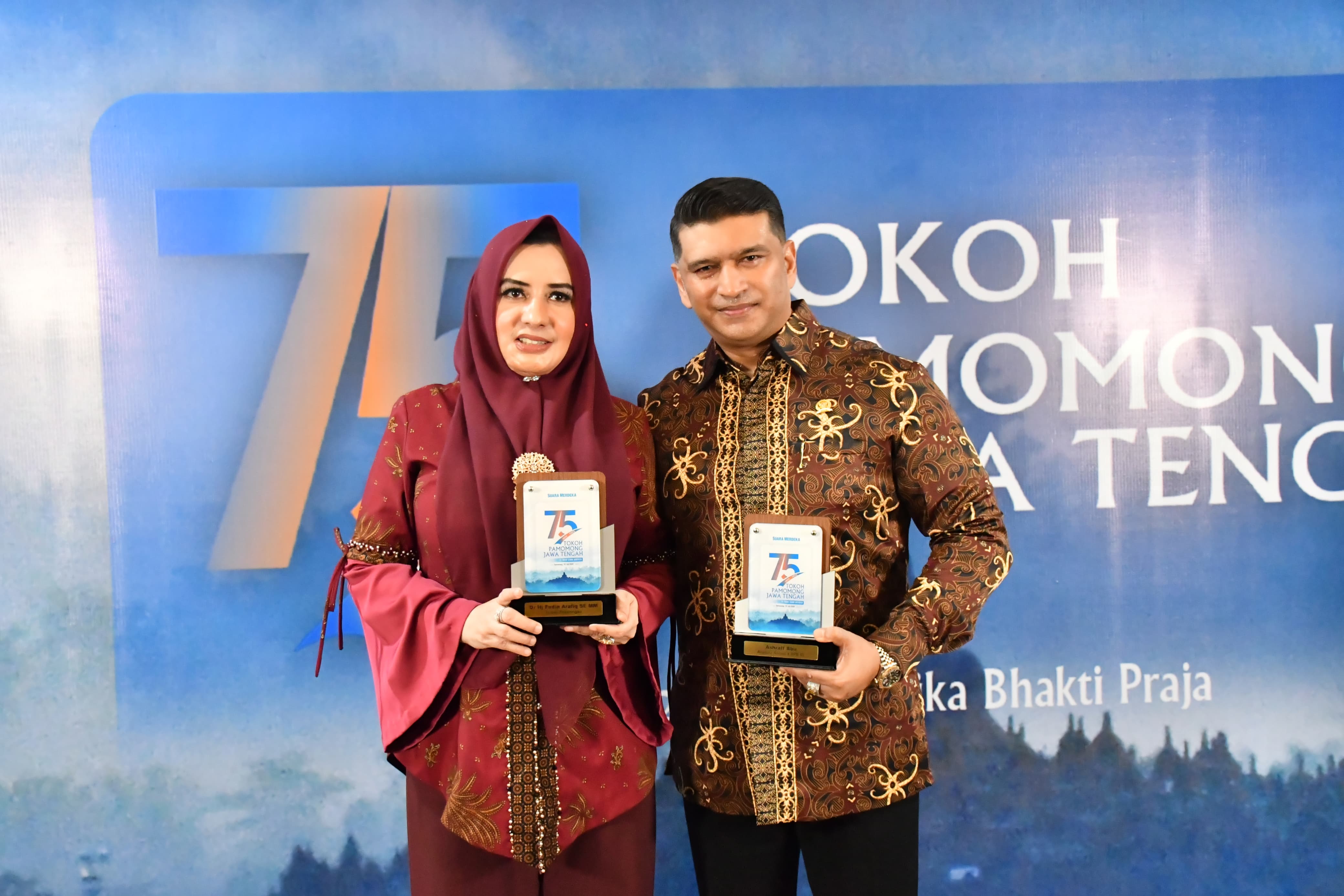 Bupati Fadia Arafiq dan Ashraff Abu Raih Penghargaan Tokoh Pamomong ...
