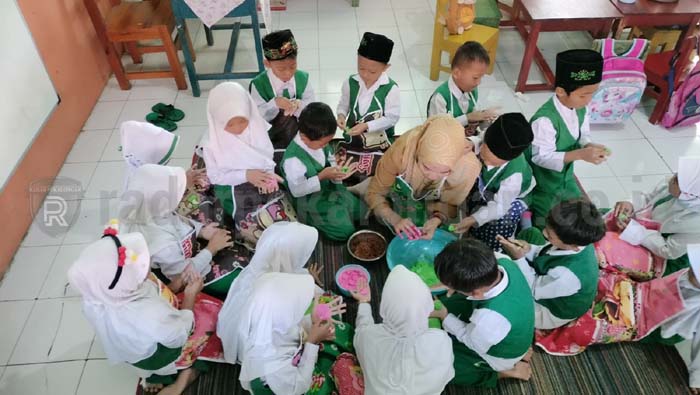 TK Masyitoh Karangasem Utara Terapkan Moving Class